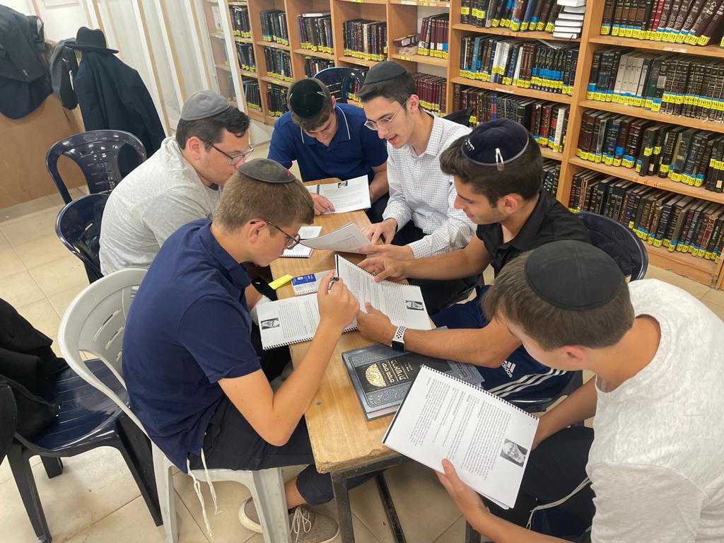 Chabura Spotlight: Avi Tepler - Kollel