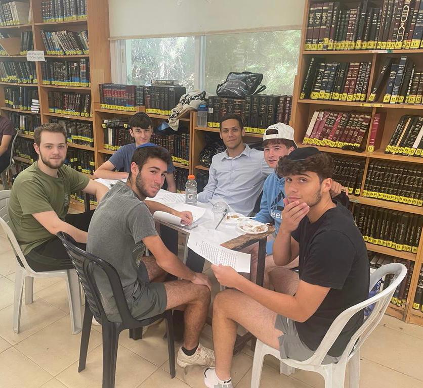 Chabura Spotlight: Menachem Levy - Kollel