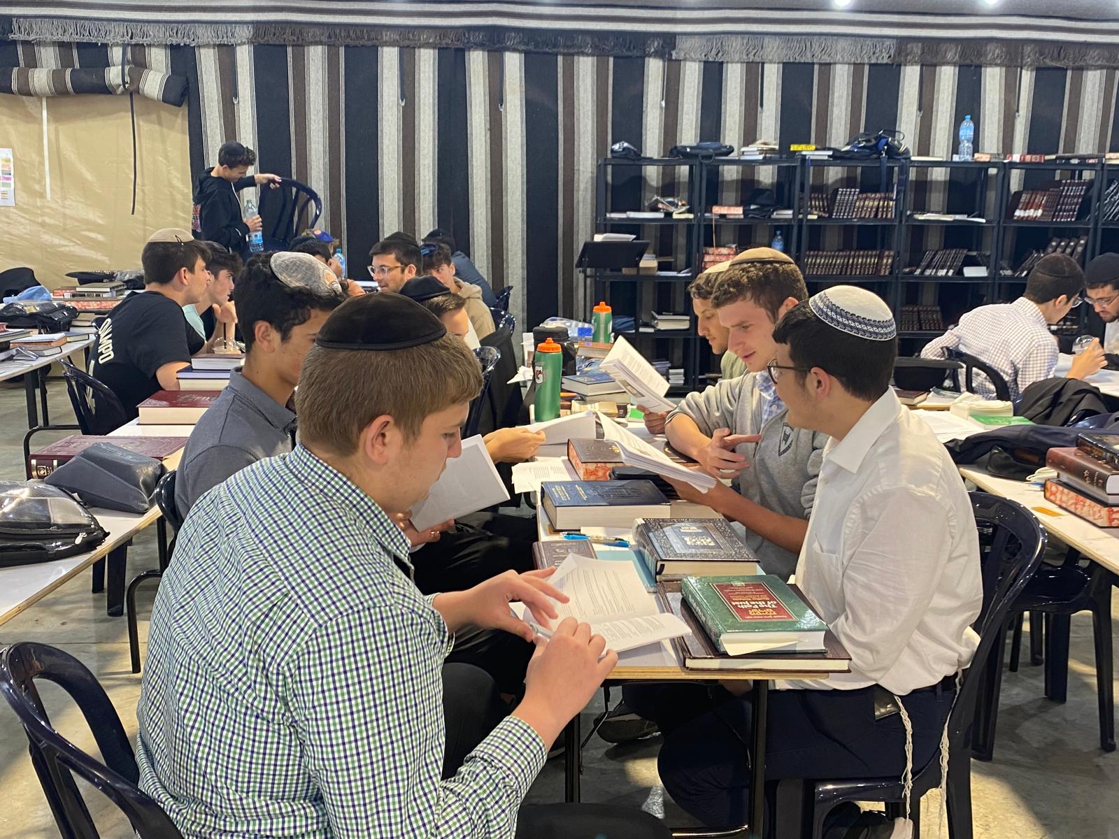 Chaburah Spotlight: Yoel Horwitz - Kollel